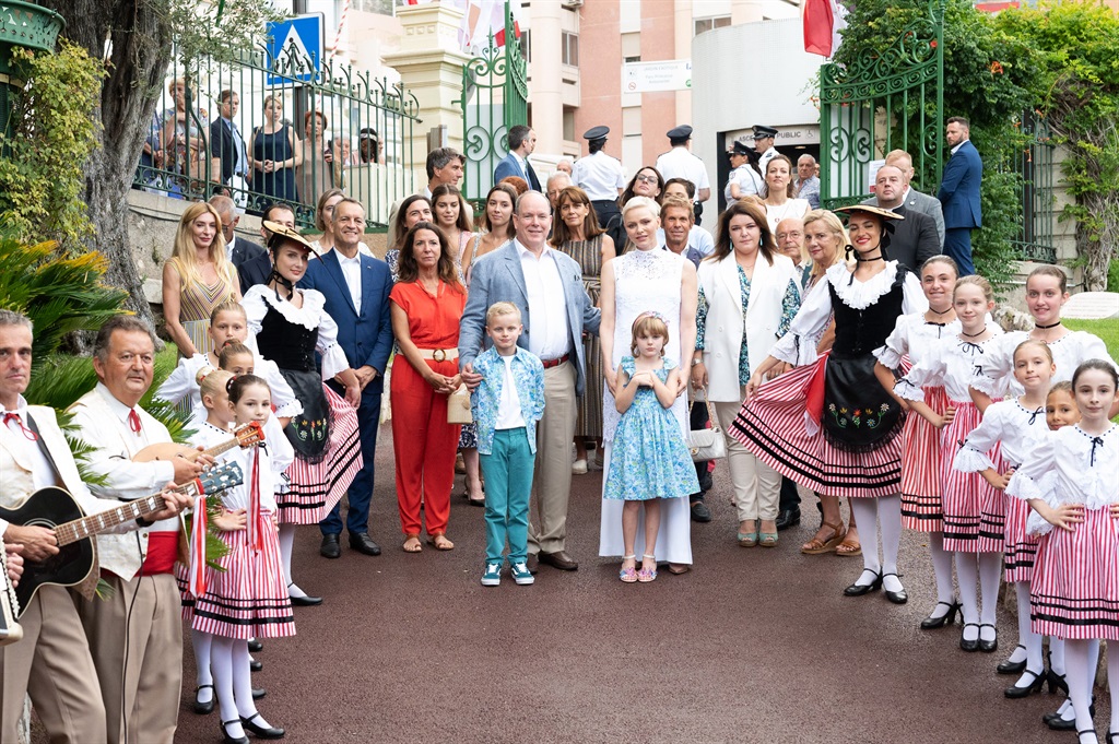 Princess Charlene returns to traditional Monaco Picnic with Prince ...