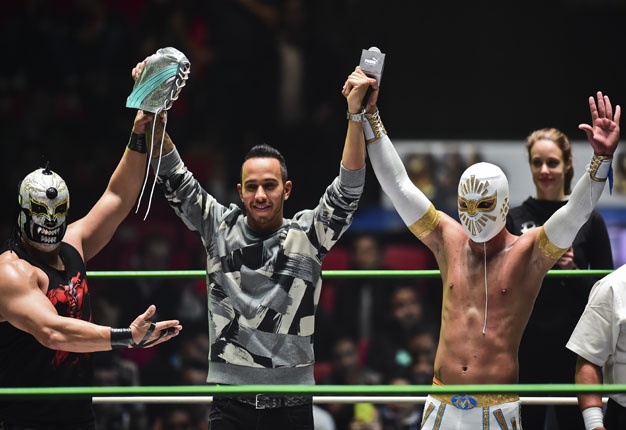 WATCH: F1 champ Hamilton shows off wrestling skills! | News24