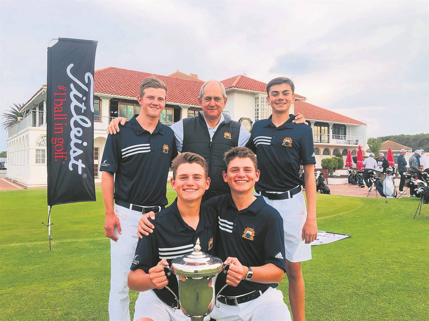 Stellenbossers triomfeer as land se beste skole-gholfspan | Netwerk24