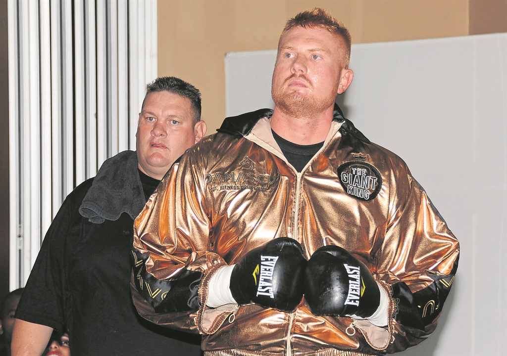 TonTon kry koue voete voor hy Visser aandurf | Son
