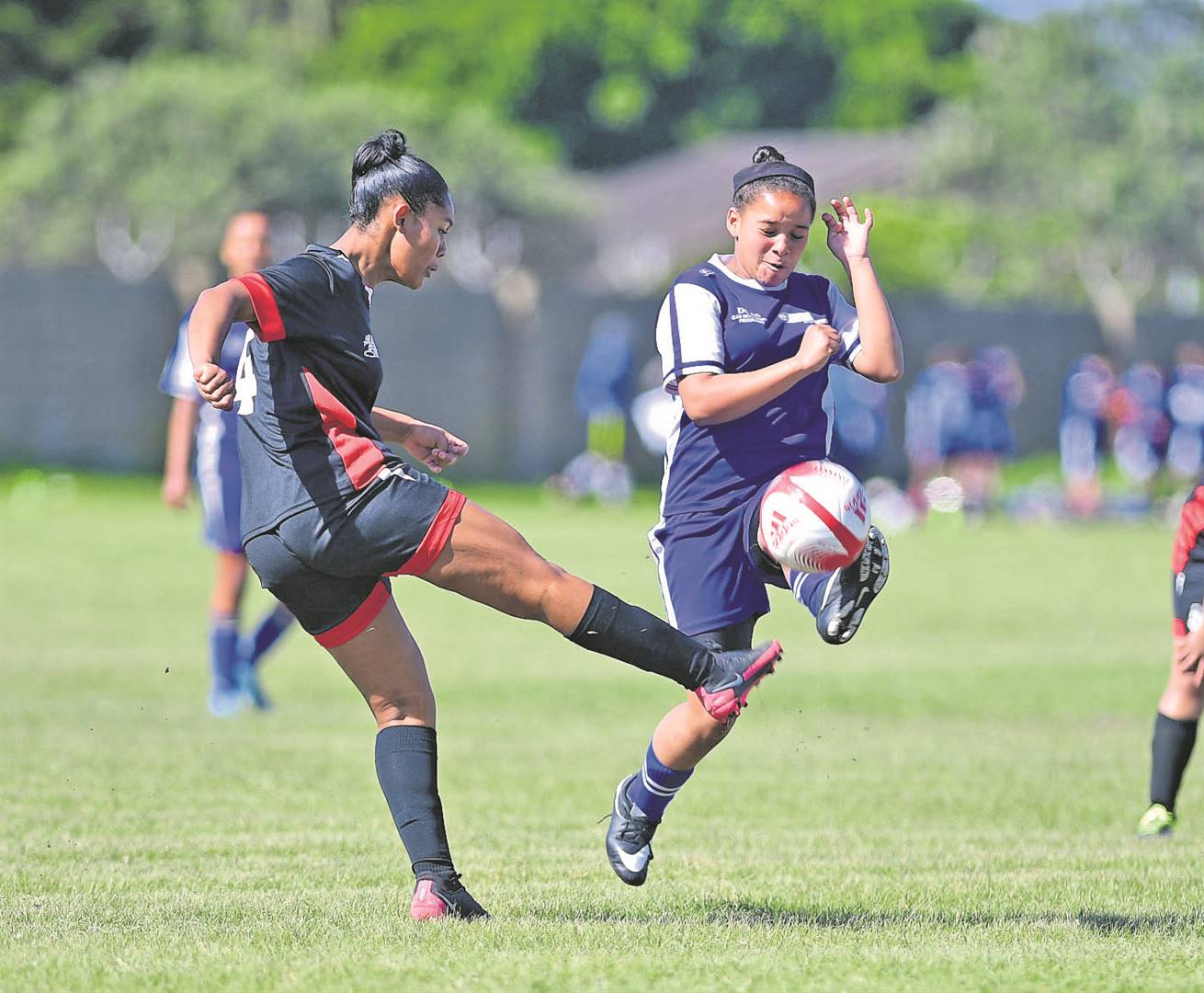 Seaside Spurs maak waves | Son