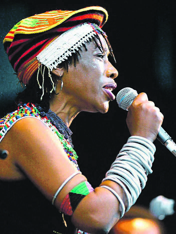 TRIBUTE TO FALLEN HEROES | Daily Sun
