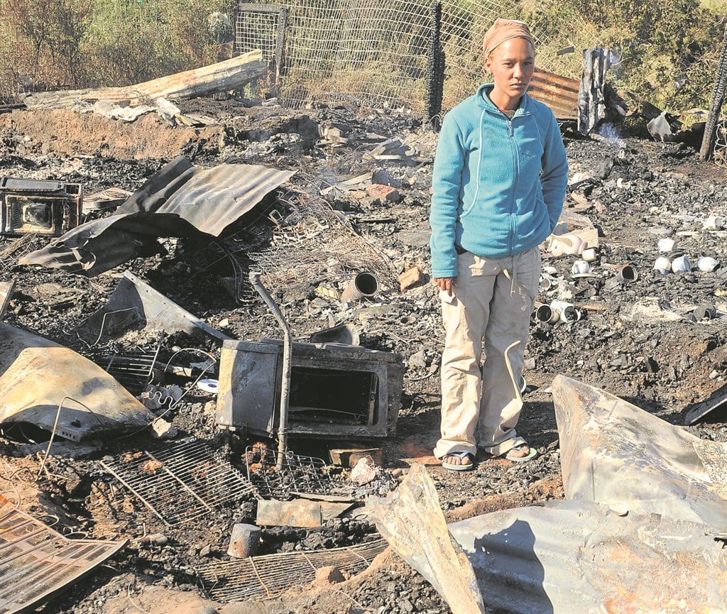 Shacks verwoes oor harde musiek | Son