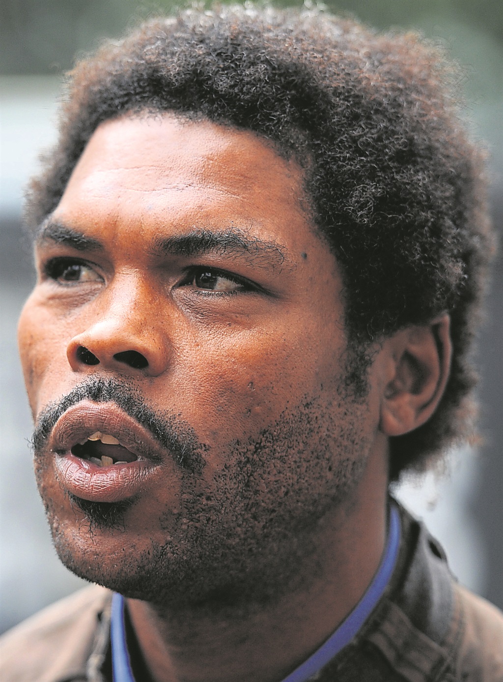 man soek ’n werk vir hawelose ou | Die Son