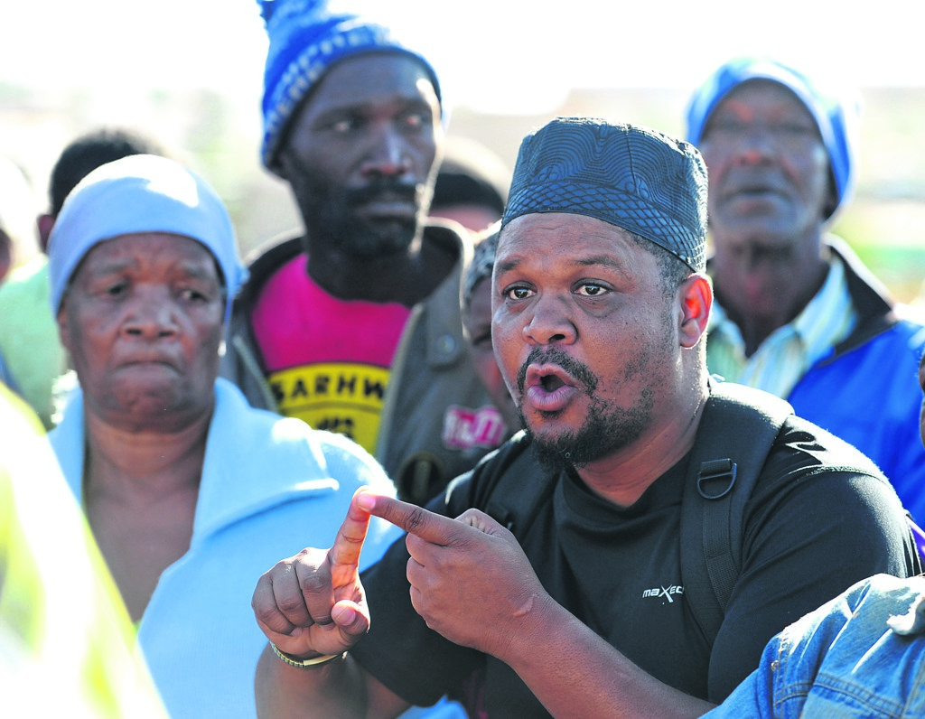 ‘Ons kort huise, nie beloftes’ | Son