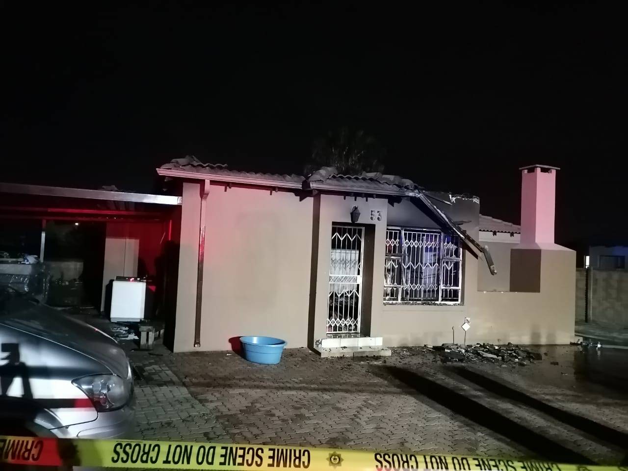 Vrou met kleuter ontsnap betyds uit huisbrand wat 5 lewens eis | Netwerk24