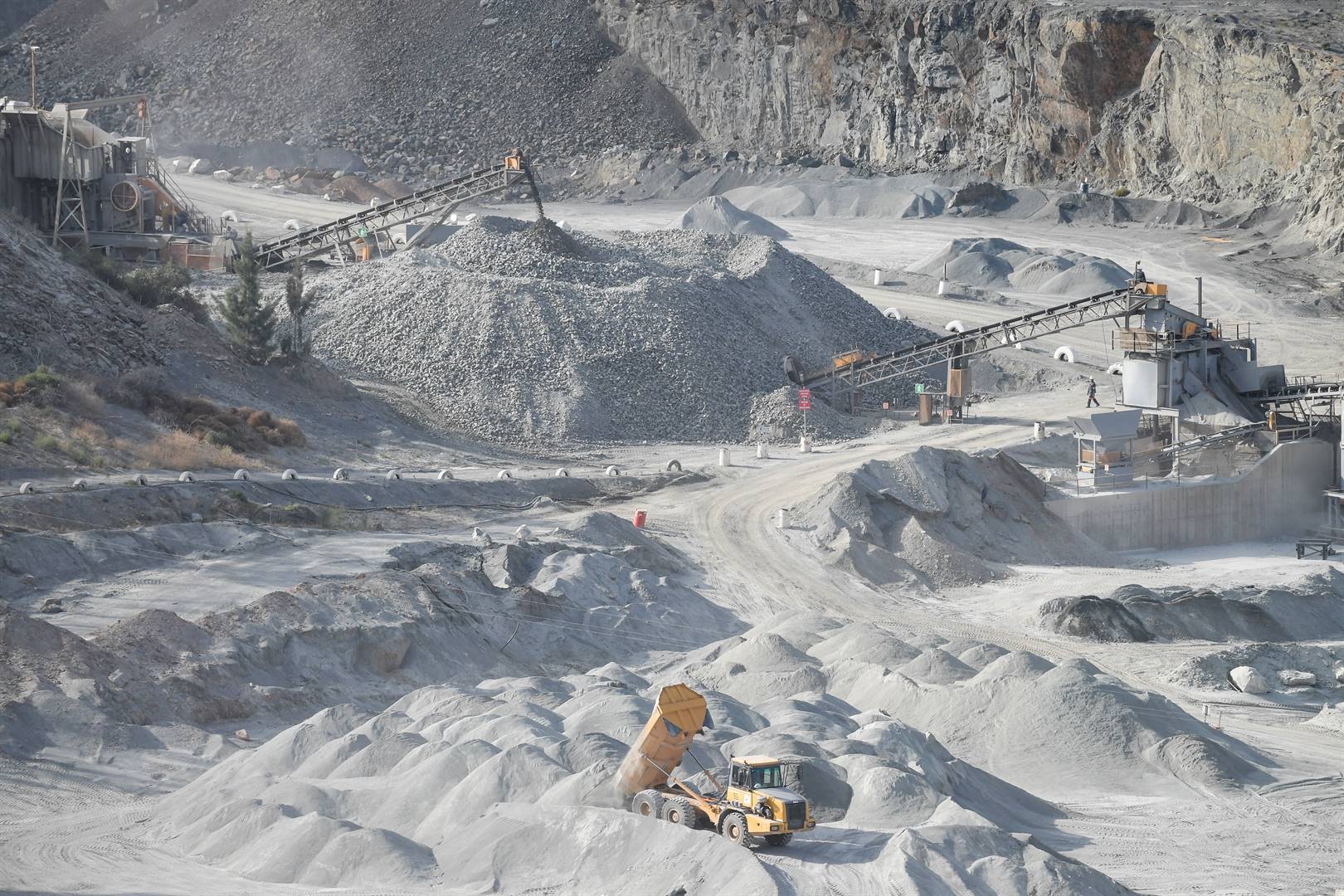 Afrimat koop Lafarge vir $6 m. | Netwerk24