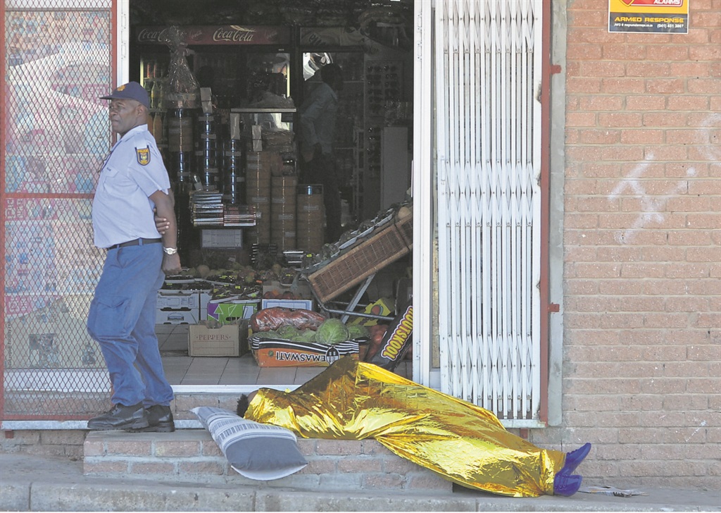 Crash eis lewe van ou op bike | Son