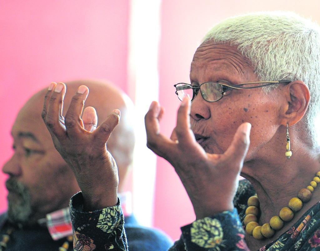 ‘Smyt weg daai naam coloured’ | Son