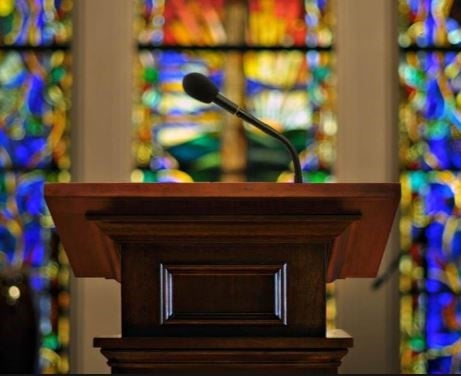 Kop skud oor kerk en taal | Netwerk24