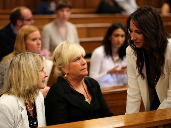 June Steenkamp weer in hof | Netwerk24