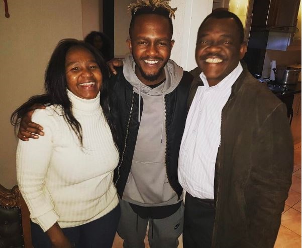 PIC: KWESTA’S SAMA WINS REUNITES HIS FAMILY! | Daily Sun