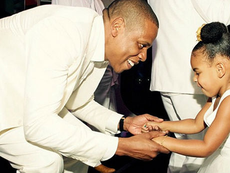 PICS: The Knowles family getting down at Tina's wedding | News24