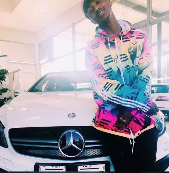 Fans get excited over Emtee's new car | News24