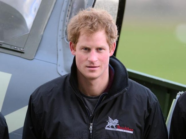 Prince Harry sends fitness freaks into a frenzy as he joins public gym ...