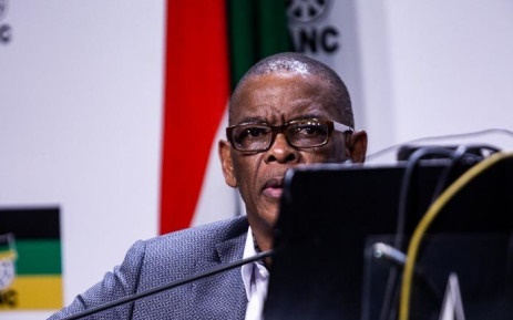 Vriende, familie en kennisse van Ace Magashule, die ANC se sekretaris ...