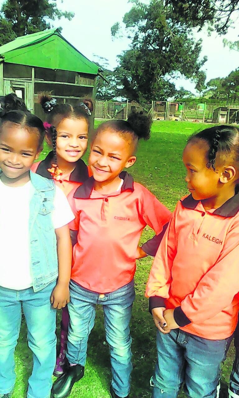 Kids geniet plaas | Son