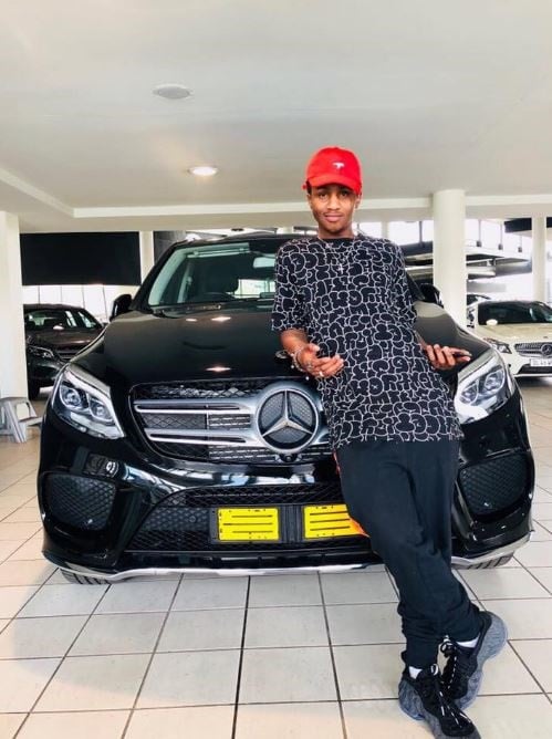 PICS: EMTEE FLASHES NEW WHIP! | Daily Sun