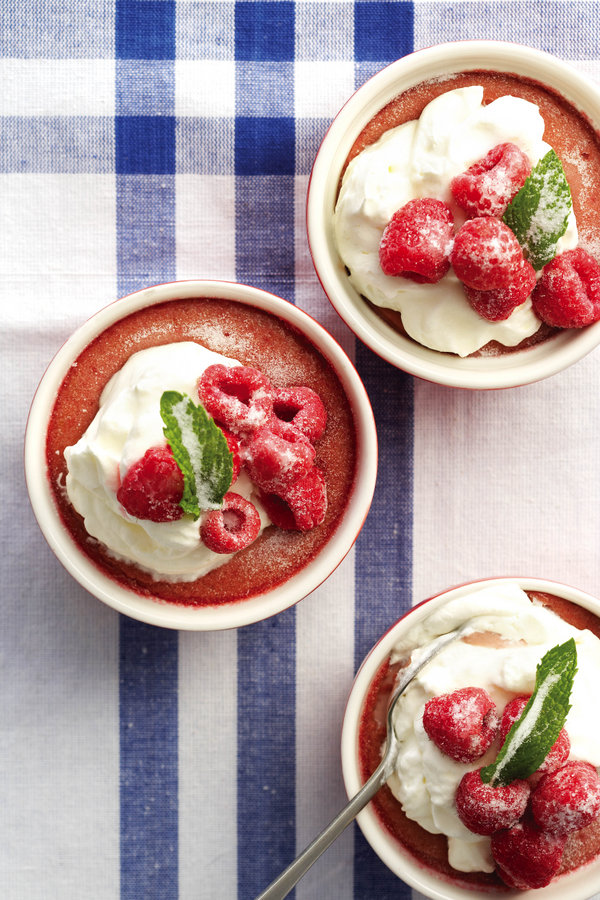 Baked raspberry custard | Netwerk24