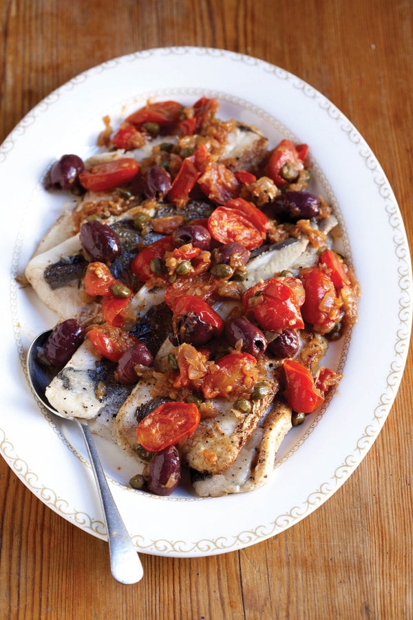 Panfried fish with puttanesca sauce | Netwerk24