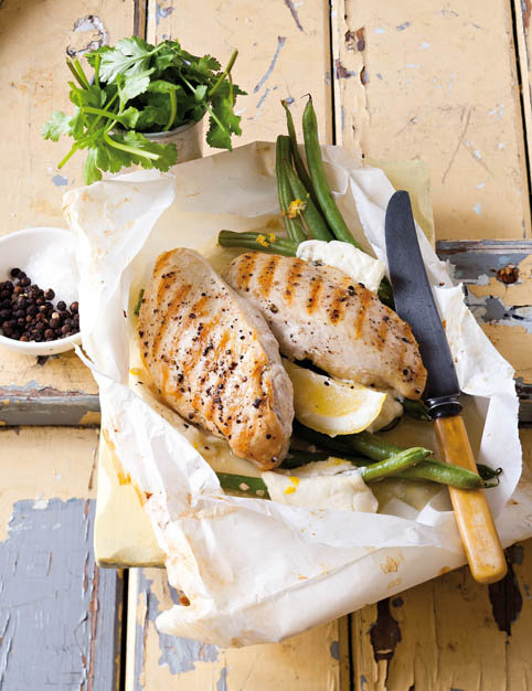 Chicken breasts baked in paper | Netwerk24