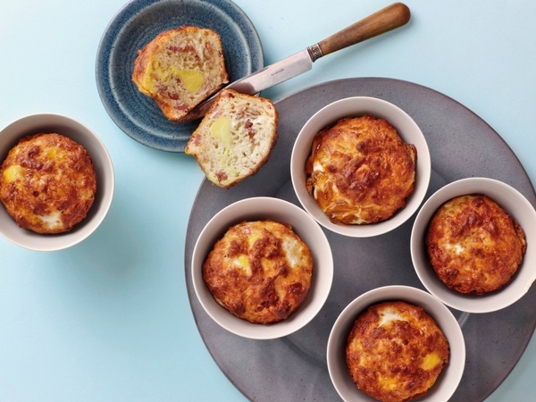 Spek-en-kaas-muffins met eier in die middel | Netwerk24