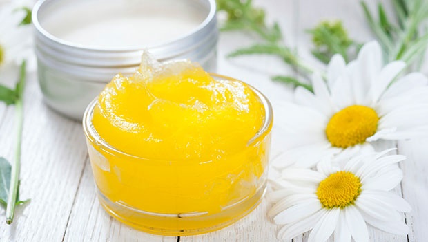 7 unbelievably cool things you can do with lip balm — besides nursing ...