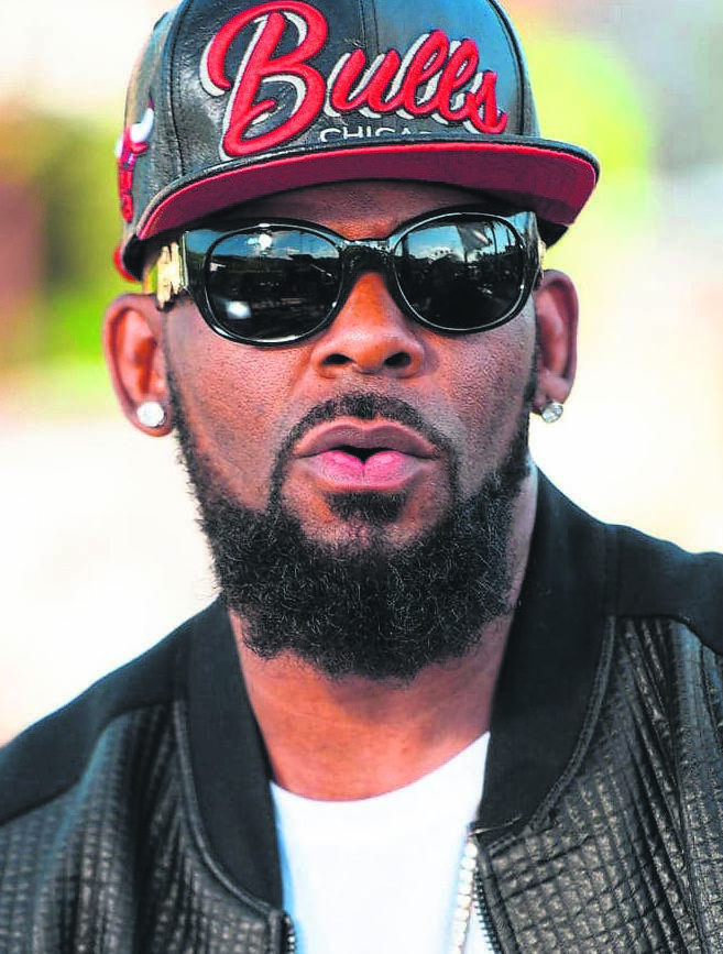R. Kelly se girls bel in | Son