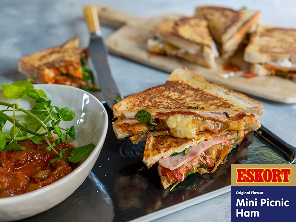 Pan-toasted ham, cheese and tomato sarmie | News24