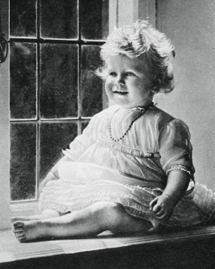 IN PICTURES: What Prince William and Queen Elizabeth looked like as ...