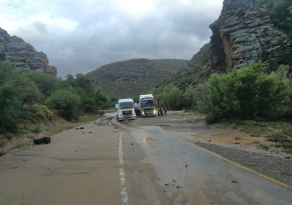 Authorities close busy Langeni Mountain Pass over safety concerns | News24