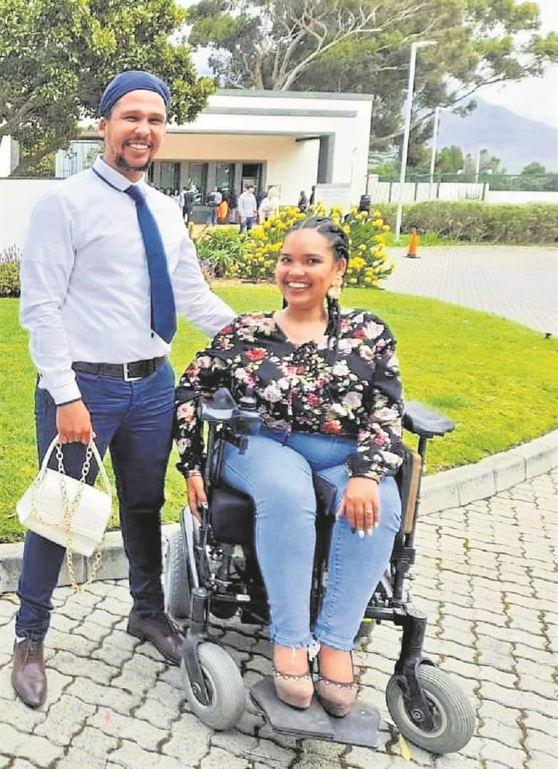 Tamelyn se wiele nóú aan die rol | Son