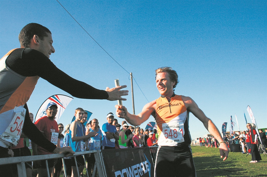 Popular man vs train race is back | Netwerk24