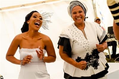 EXCLUSIVE: Scandal!’s Melusi Mbele ties the knot in a breathtaking ...