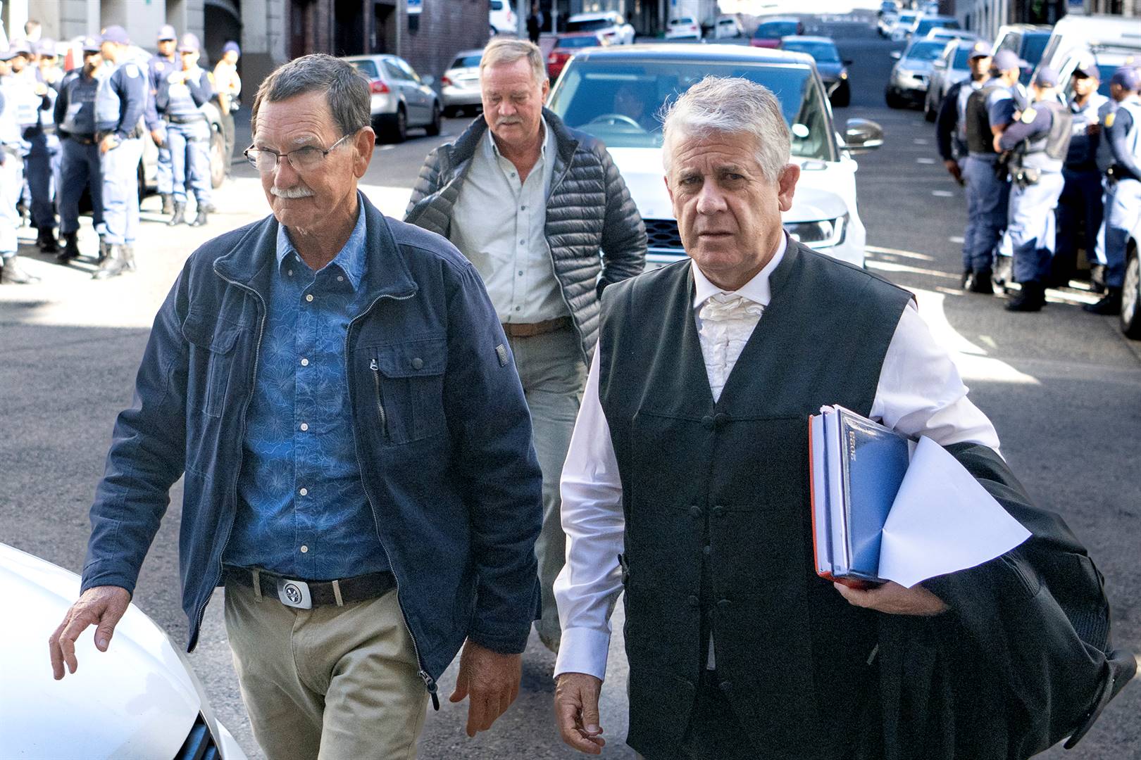 Boere in hooggeregshof ná moord op smous | Son
