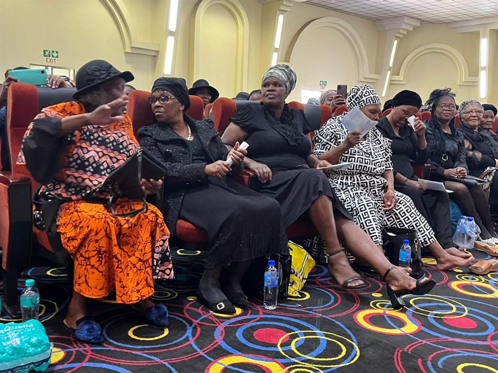 WATCH: Soul Brothers' star laid to rest! | Daily Sun