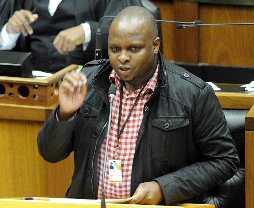 FLOYD FINDS LOVE AT THE SABC | Daily Sun