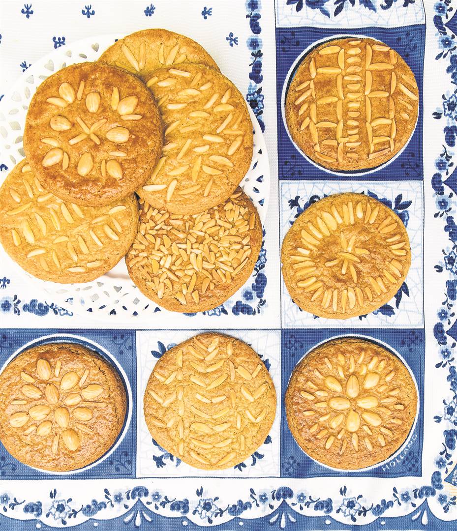 RESEP: Outydse soetkoekies met amandels | Netwerk24