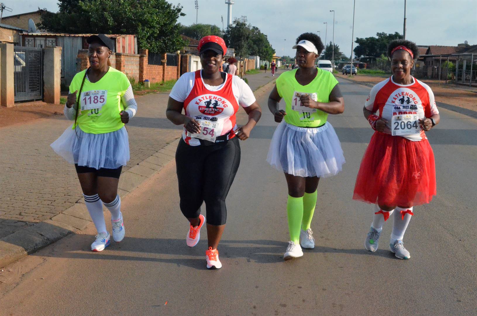 PICS: Athletes run kasi streets! | Daily Sun