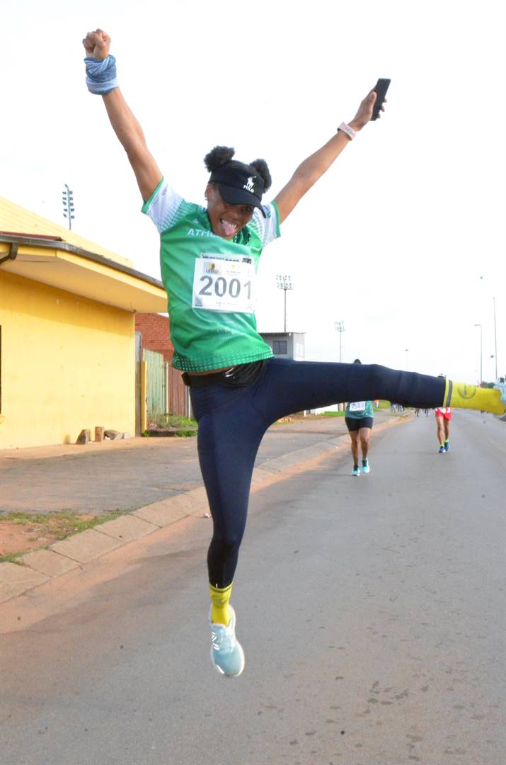 PICS: Athletes run kasi streets! | Daily Sun