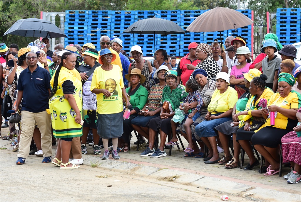 WATCH: Ikasi to Ramaphosa - We don’t have houses, our roads are bad ...