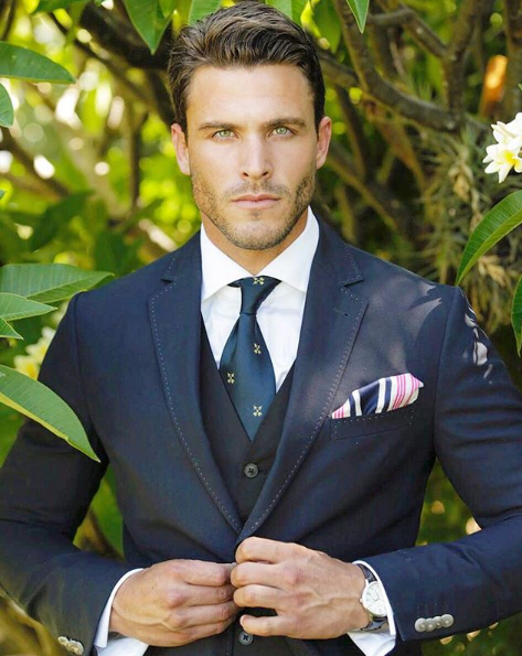MEET #TheBachelorSA LEE THOMPSON! | Daily Sun