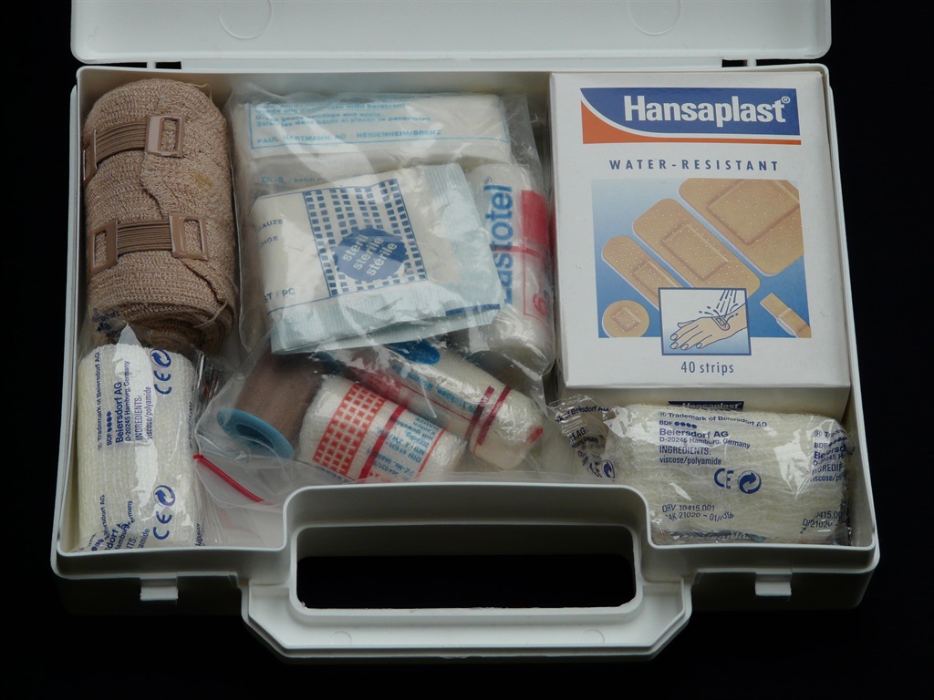 Noodhulpkissie 101: Wees slaggereed vir enige noodgeval | Netwerk24