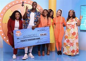 Tropika fan show off to a smoooth start | News24
