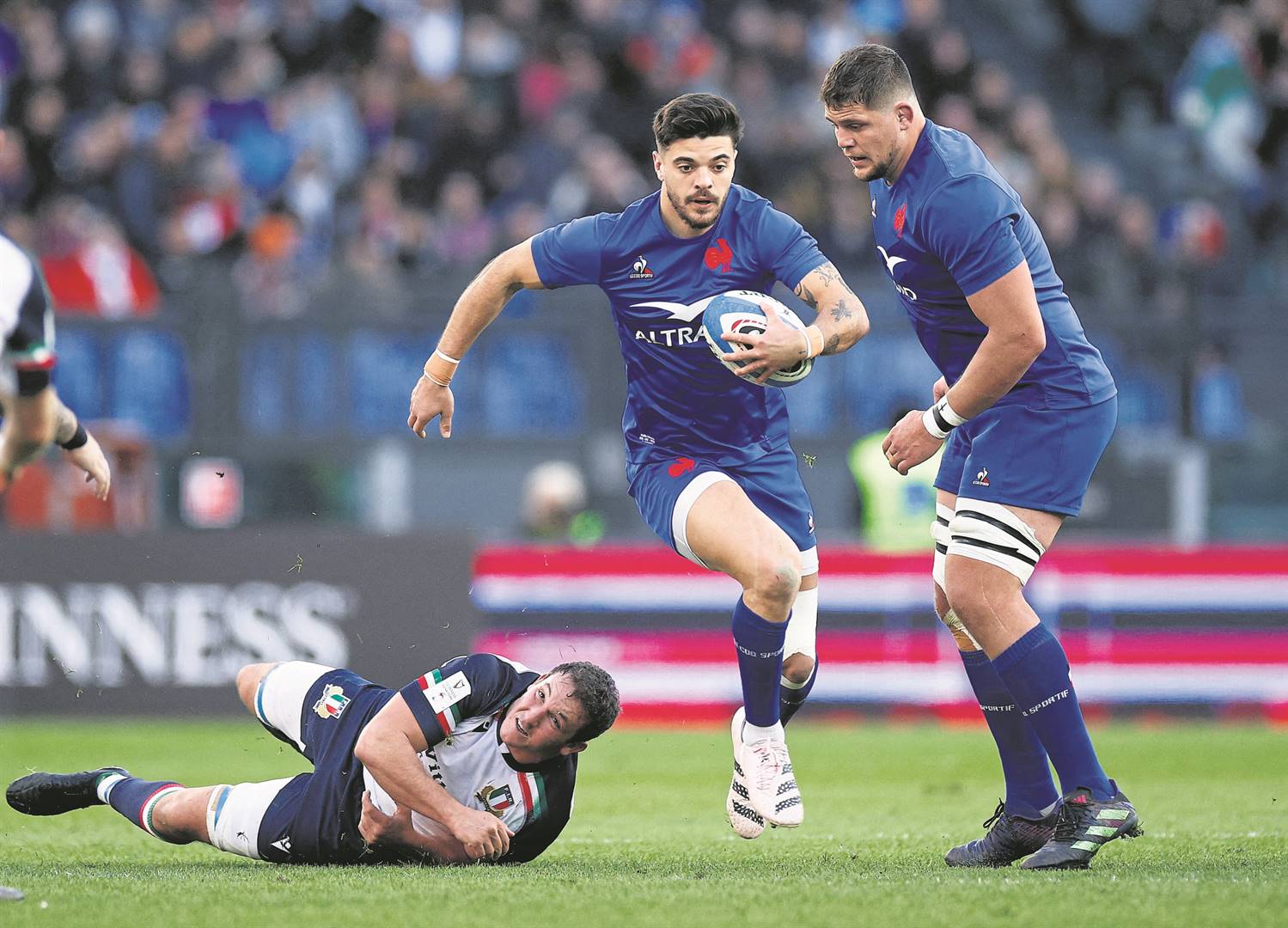Franse skrik groot | Son