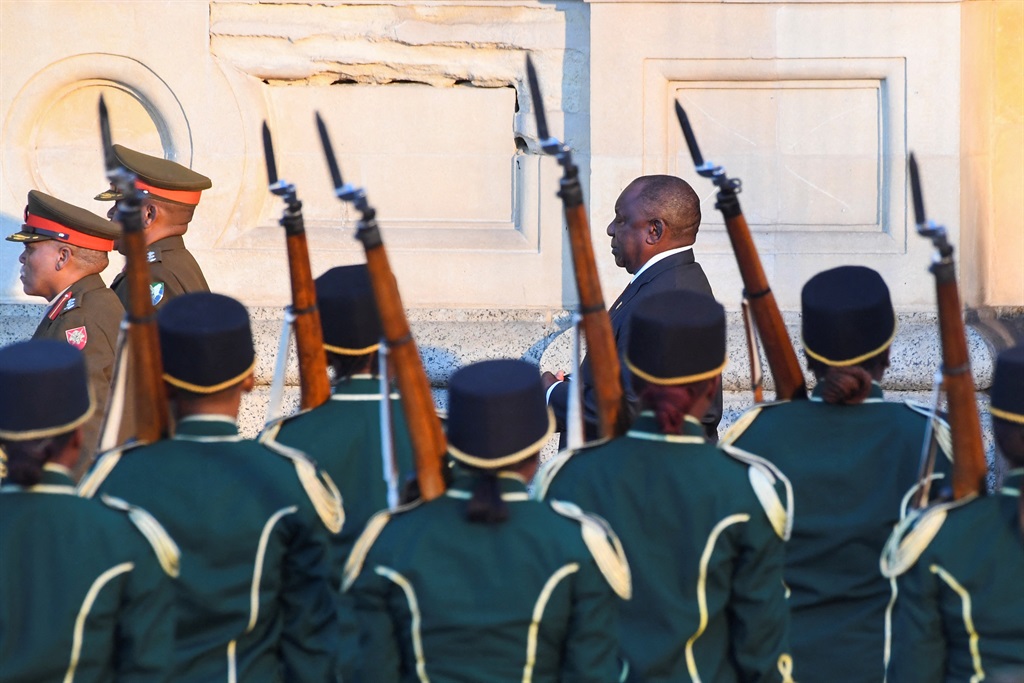 Sona in pictures | Chaos as EFF booted | News24