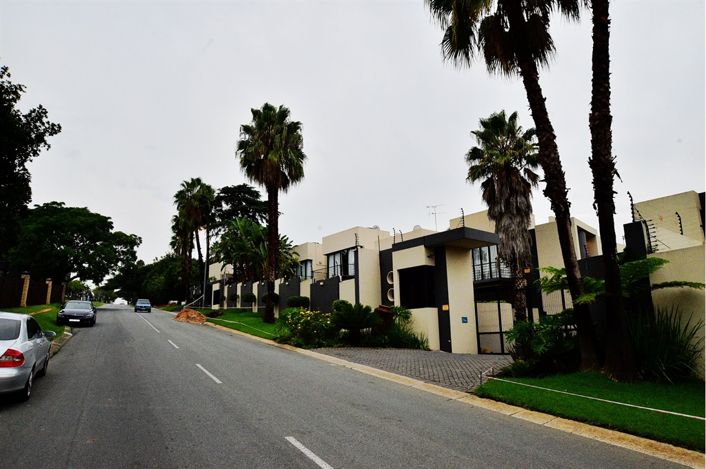 AKA shooting: Friends pay last respects at Forbes home! | Daily Sun
