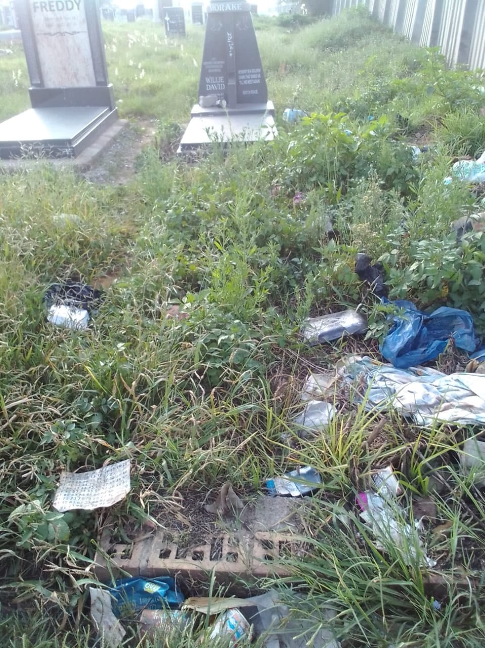 WATCH: The dead resting in pieces of rubbish! | Daily Sun