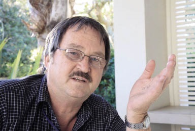 Prof. HO de Waal vereer met goue medalje | Landbou