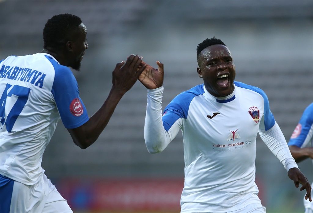 Chippa klim leer onder Larsen | Son